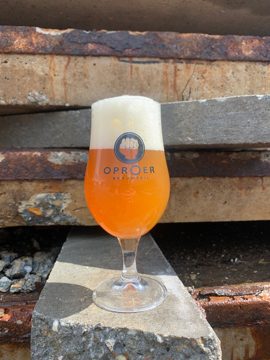 Oproer glas (voetje) – Oproer Brouwerij & Biercafé